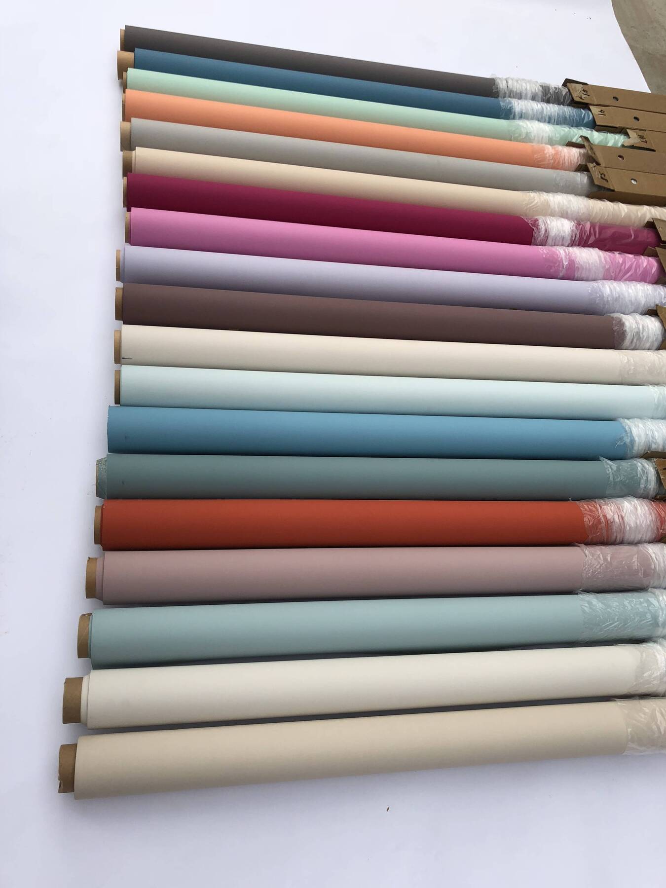 Fonds Papier Studio Photo - 4 Tailles, 50 Couleurs – Fond-photo.fr